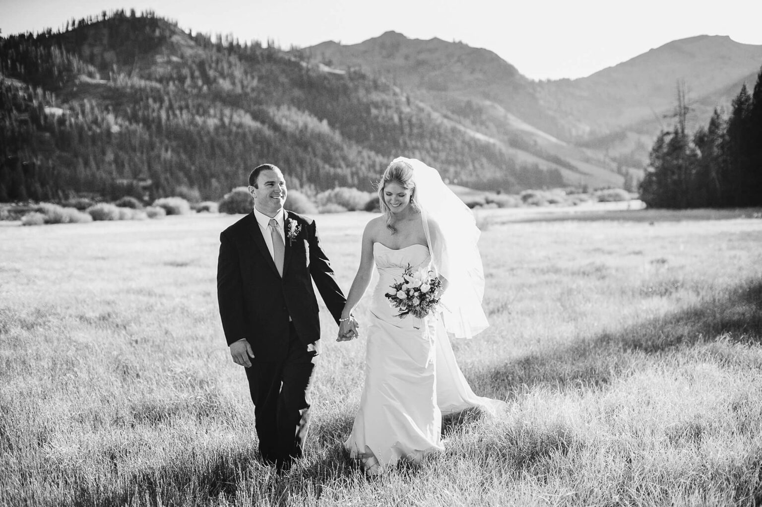 22 Best Lake Tahoe Wedding Venues | Photographer's Picks